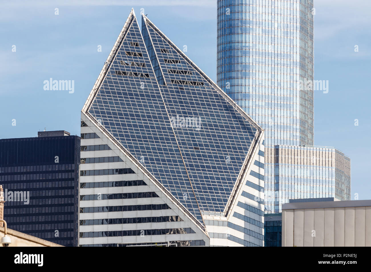 Citys most recognizable structure hi-res stock photography and images ...