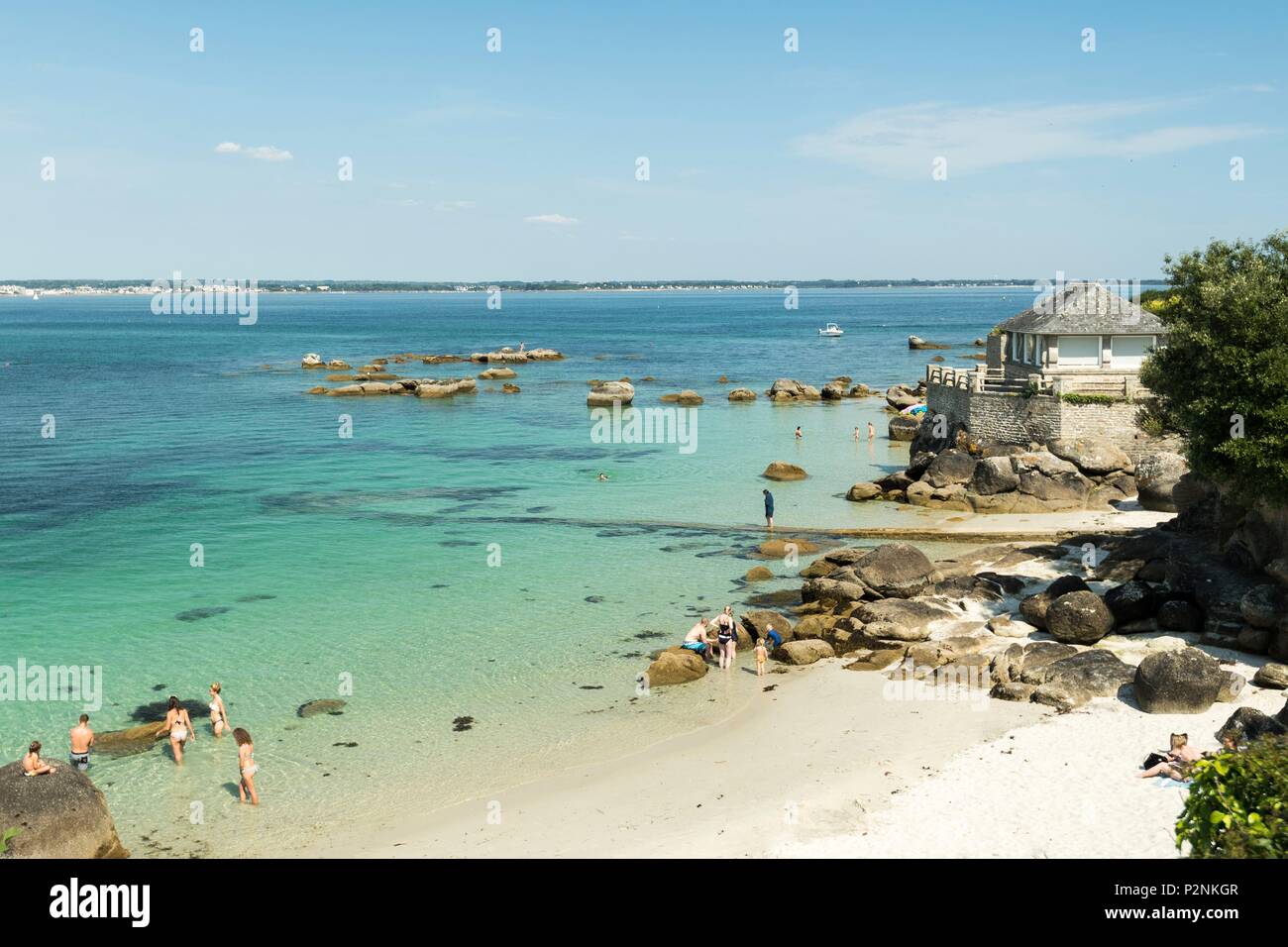 France, Finistere, Fouesnant, the beaches and coastline of the east ...