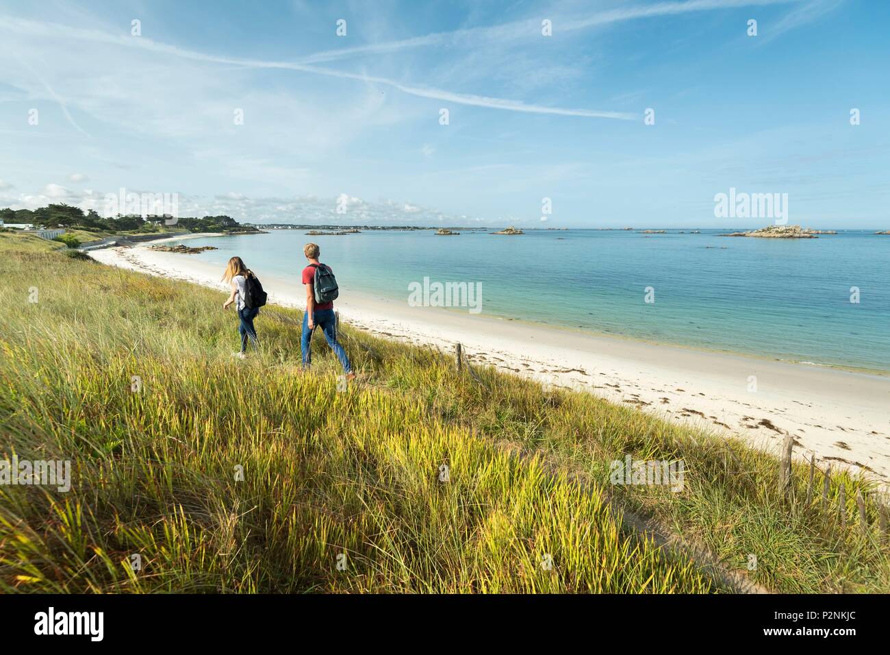 Beach roscoff france hi-res stock photography and images - Alamy