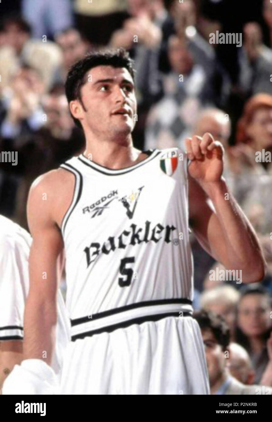 English basketball league hi-res stock photography and images - Alamy