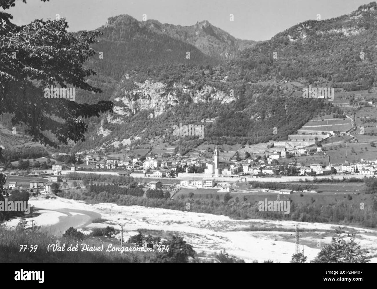 . English: Panorama of Longarone (BL) before Vajont dam disaster, 1961 ...
