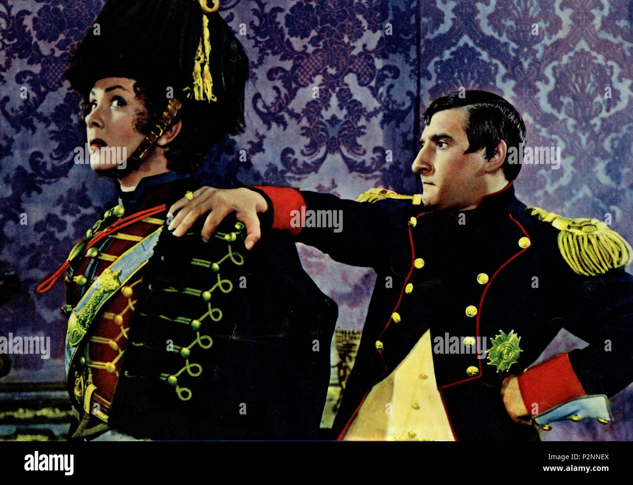 . Italiano: Lilia Silvi e Renato Rascel in una scena del film Napoleone ...