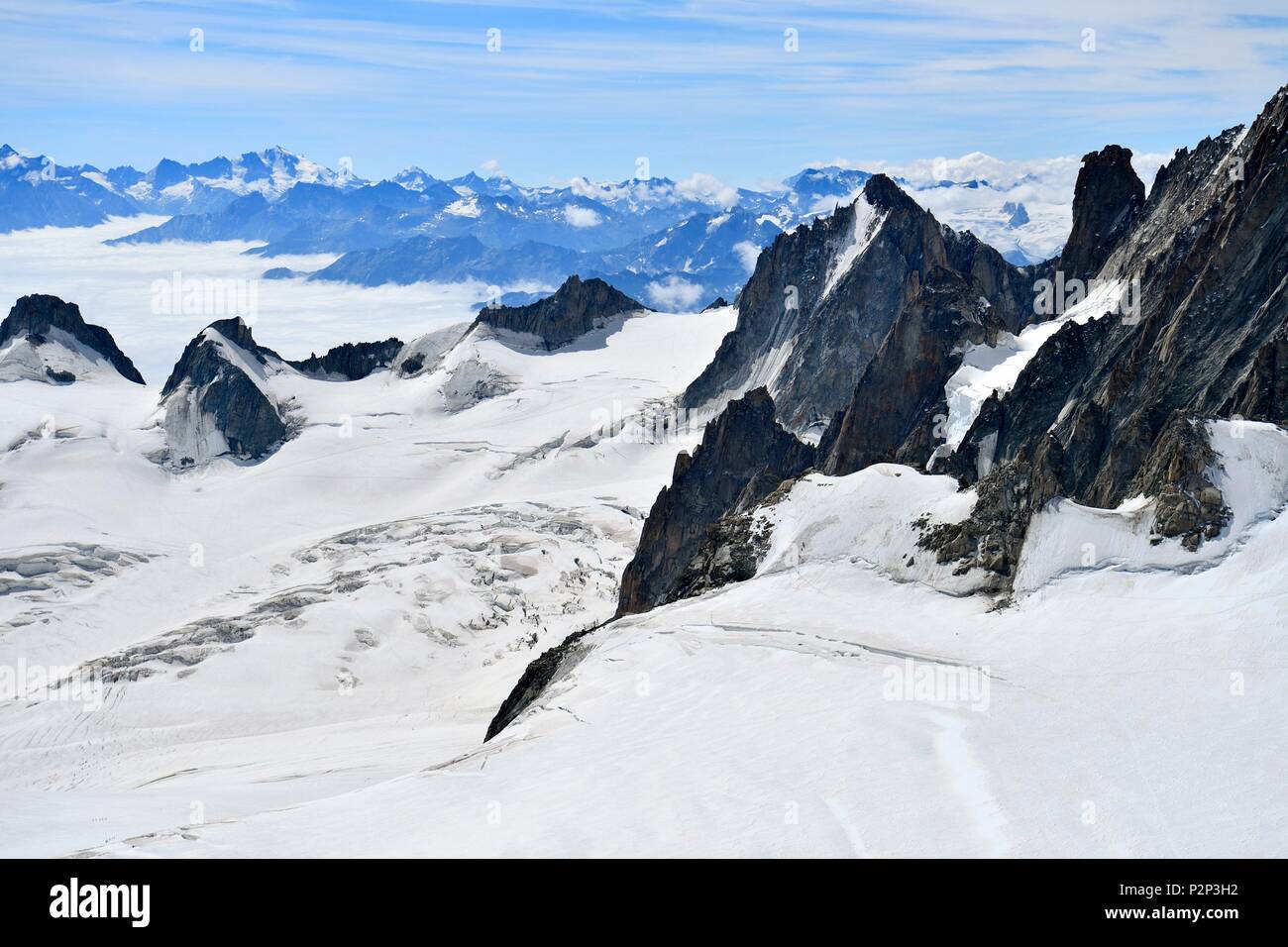 France, Haute Savoie, Chamonix Mont Blanc, Valley Blanche, Aiguille du ...