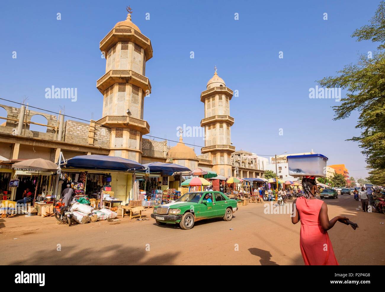 Burkina Faso, Centre region, Ouagadougou, downtown, the great mosque ...