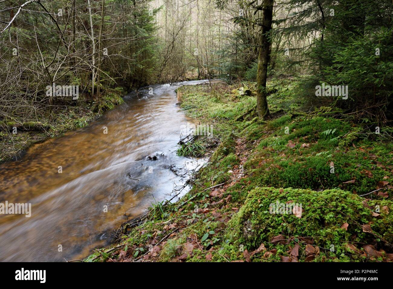 Les rouges eaux hi-res stock photography and images - Alamy