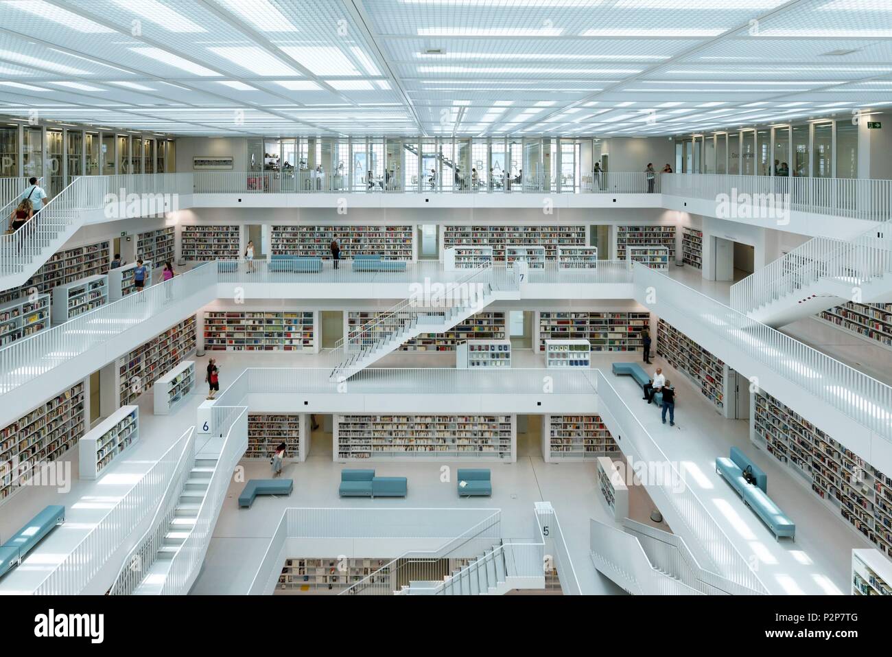 Germany, Baden-Wurttemburg, Stuttgart, Mailander Platz, new Stuttgart ...
