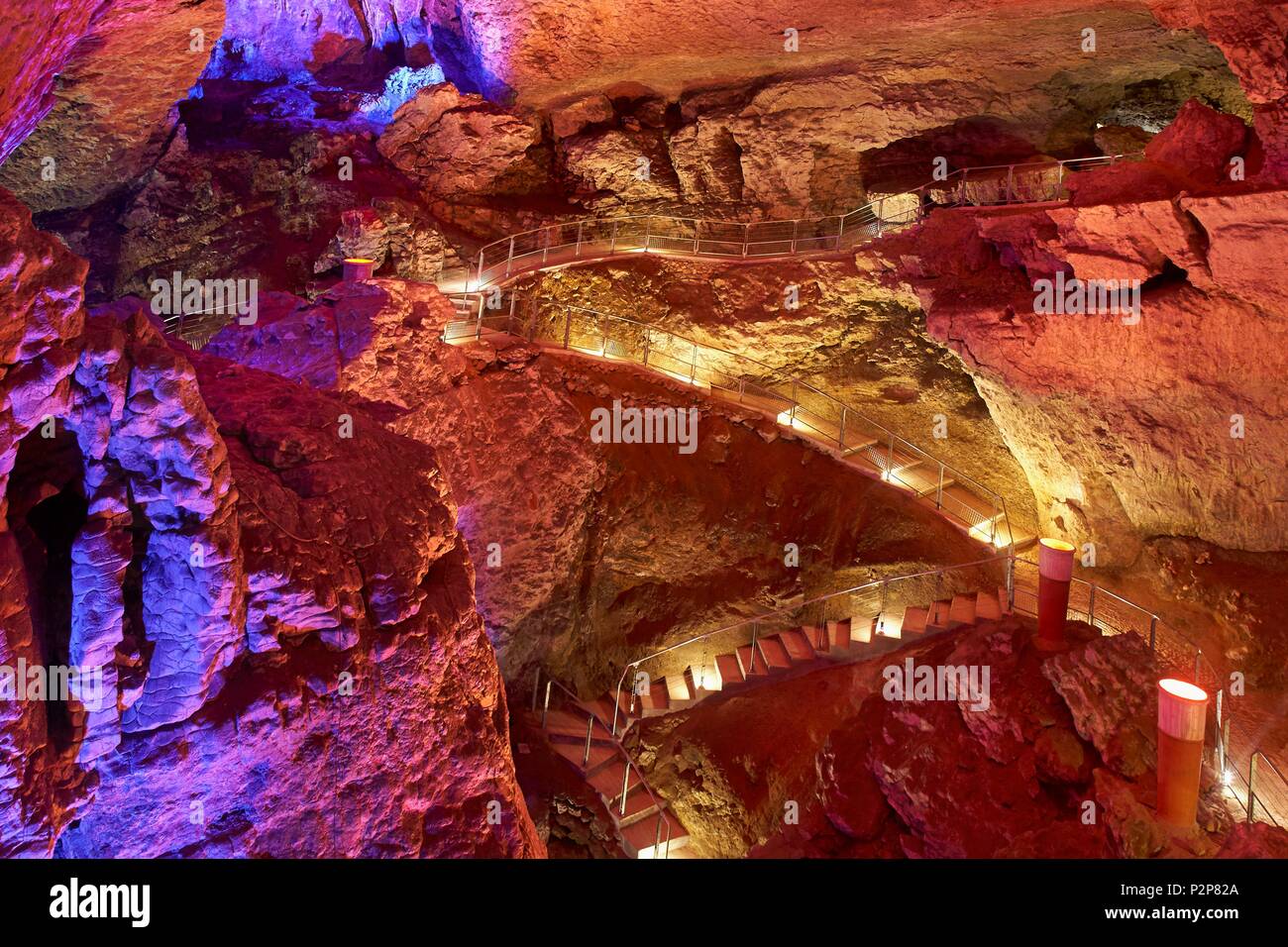 Rock cavities hi-res stock photography and images - Alamy