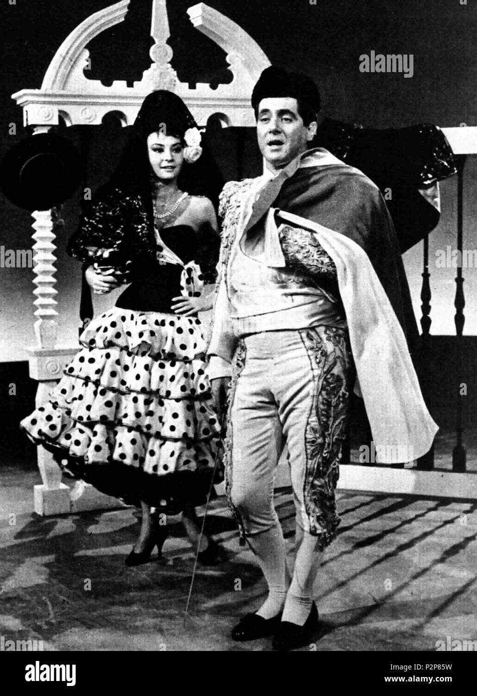 Entertainment presenters Black and White Stock Photos & Images - Alamy