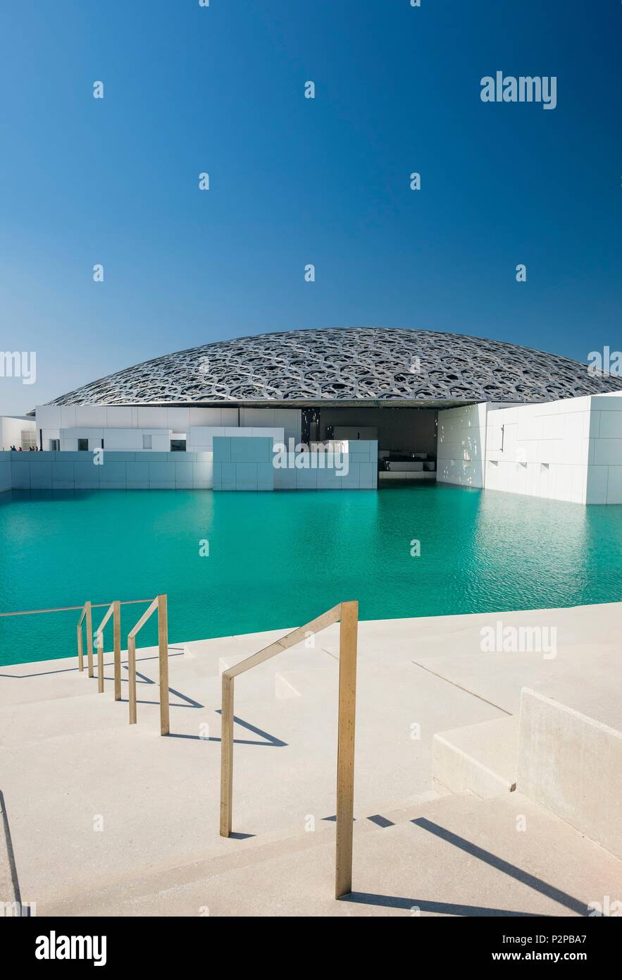 Louvre abou dhabi hi-res stock photography and images - Alamy
