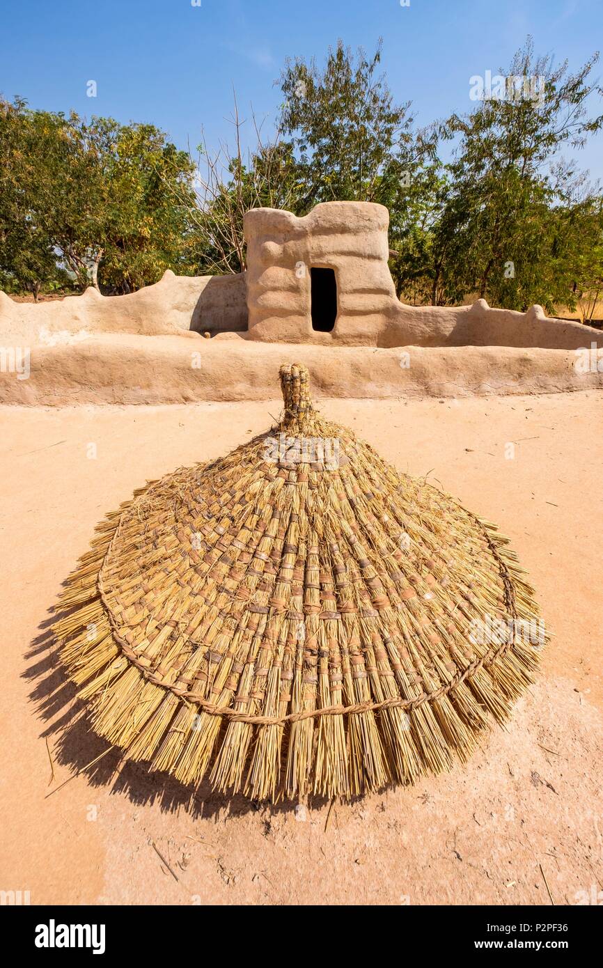 Burkina Faso, Sud-Ouest region, Gaoua, capital of Poni province, the ...