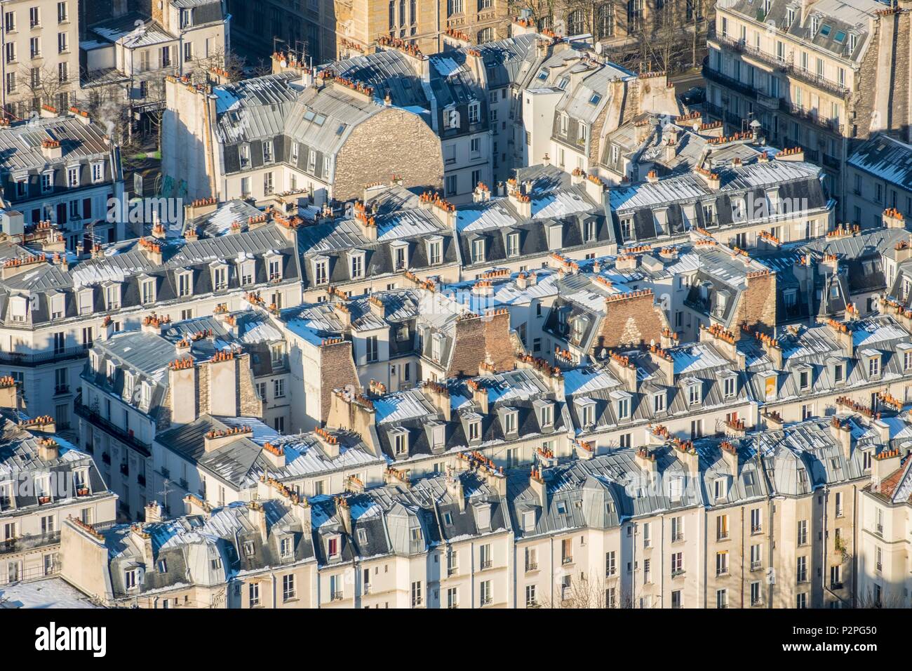 France, Paris, zinc roofs, snowfalls on 07/02/2018 Stock Photo - Alamy