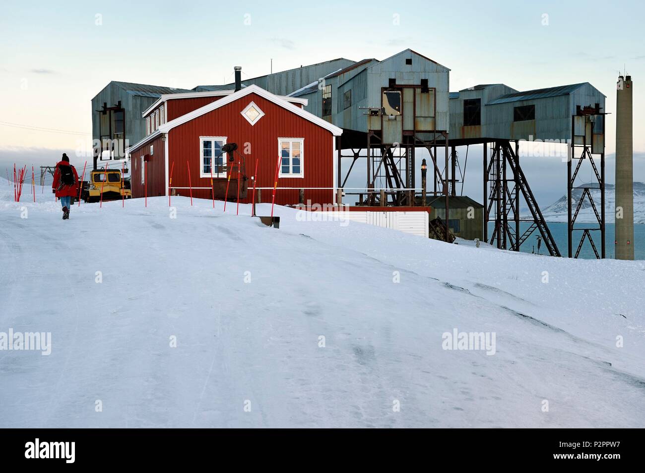 Norway, Svalbard, Spitzbergen, Longyearbyen, Taubanesentralen ...