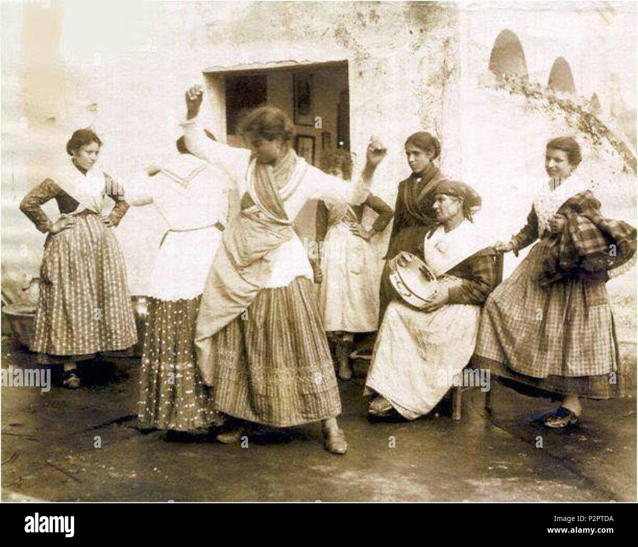 Tarantella hi-res stock photography and images - Alamy