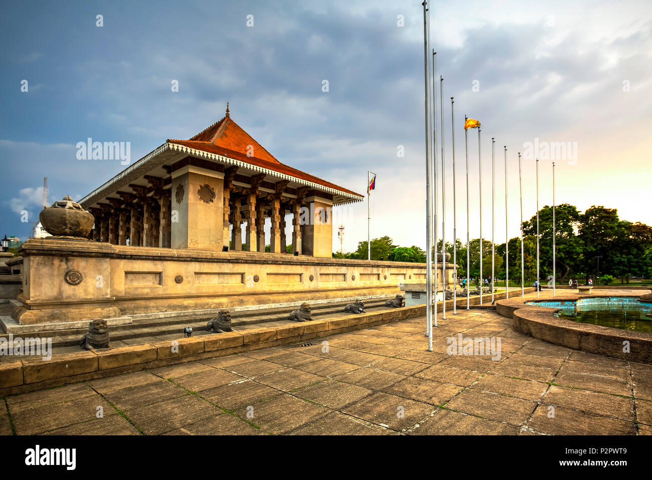 The independence memorial hall in Colombo, the capital of Sri Lanka ...