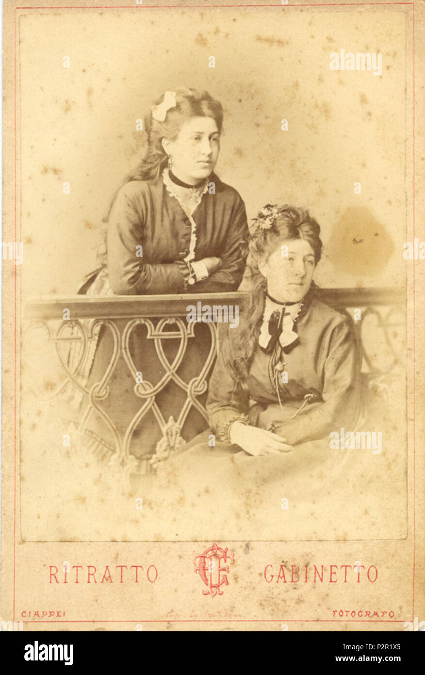 Hermanas su hi-res stock photography and images - Alamy