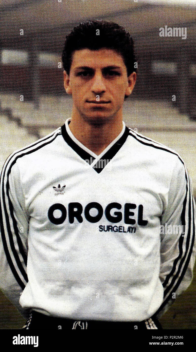 . Italiano: Il calciatore italiano Ruggiero Rizzitelli al Cesena nella ...