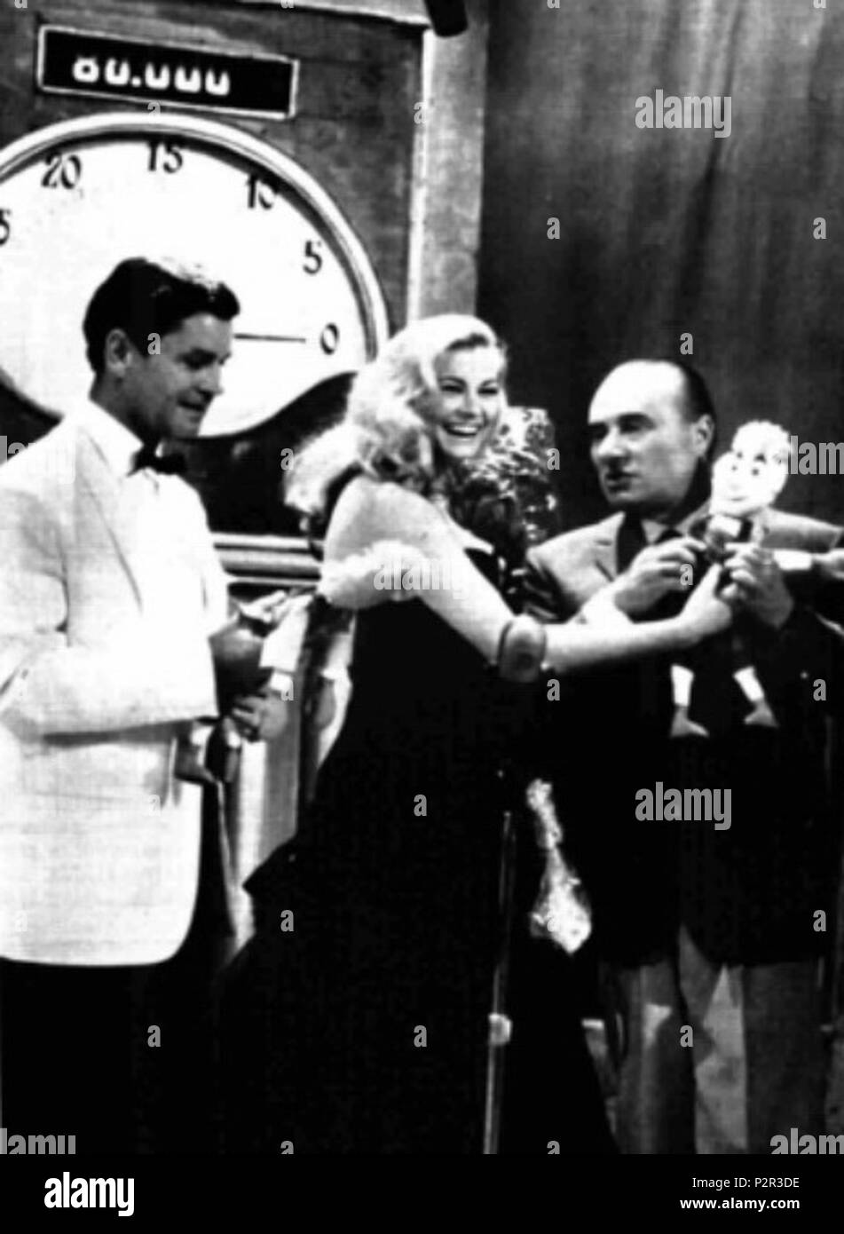 . Anthony Steel, Anita Ekberg and Mario Riva in a 1958 episode of the ...
