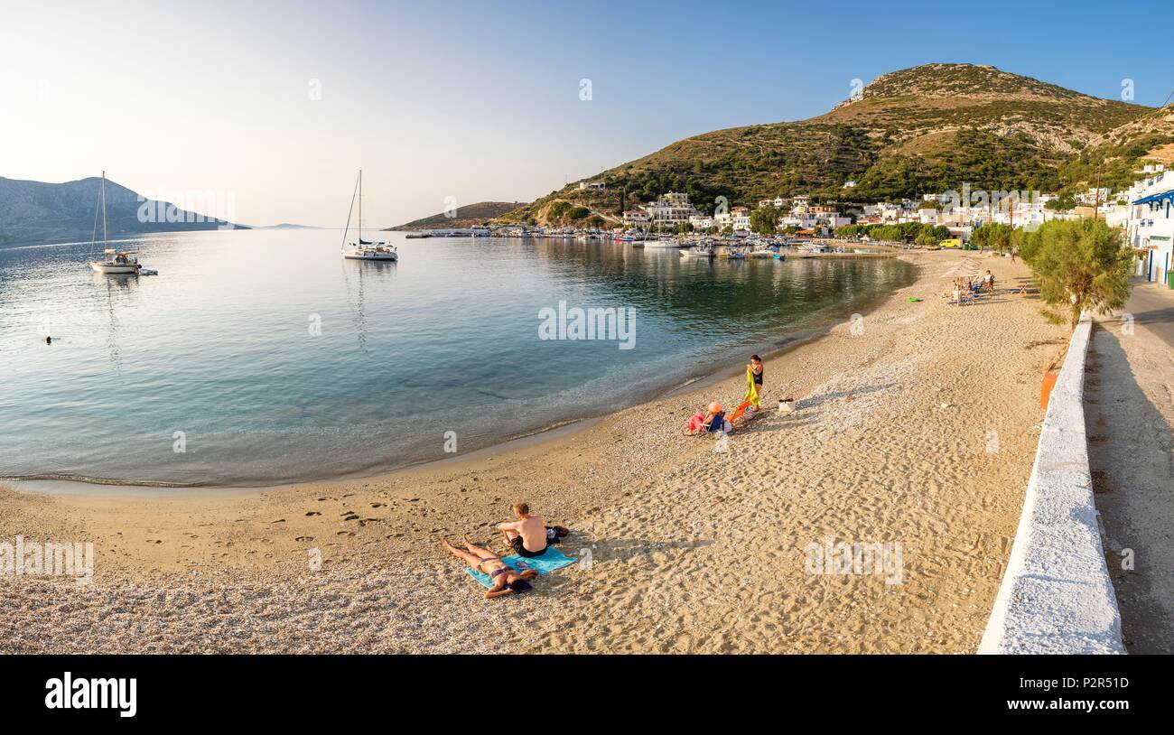 Fourni people beach hi-res stock photography and images - Alamy