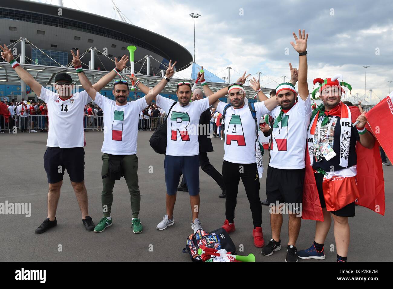 Iranian soccer fans hi-res stock photography and images - Alamy