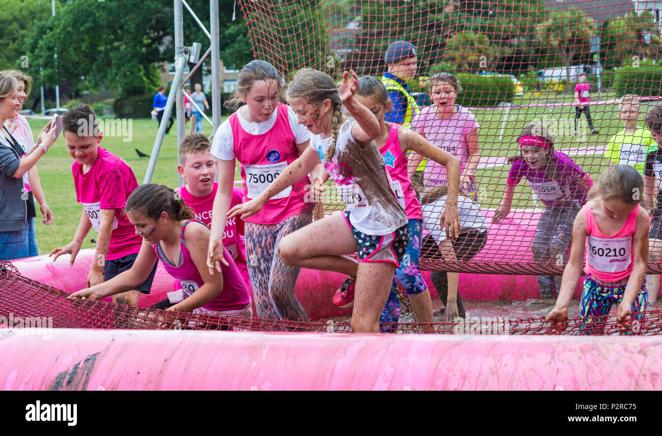Mud obstacle course children hi-res stock photography and images - Alamy