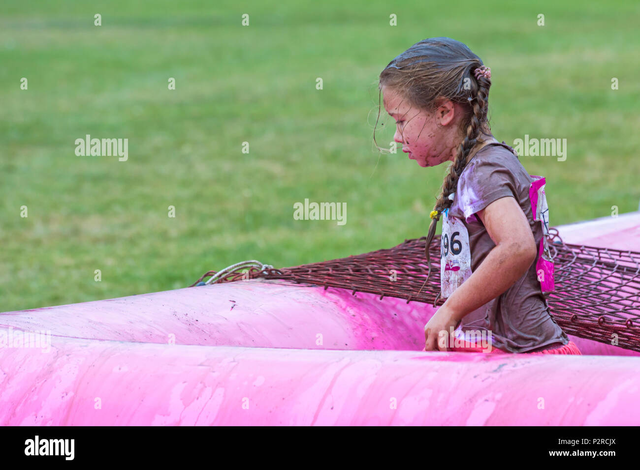 Mud obstacle course children hi-res stock photography and images - Alamy