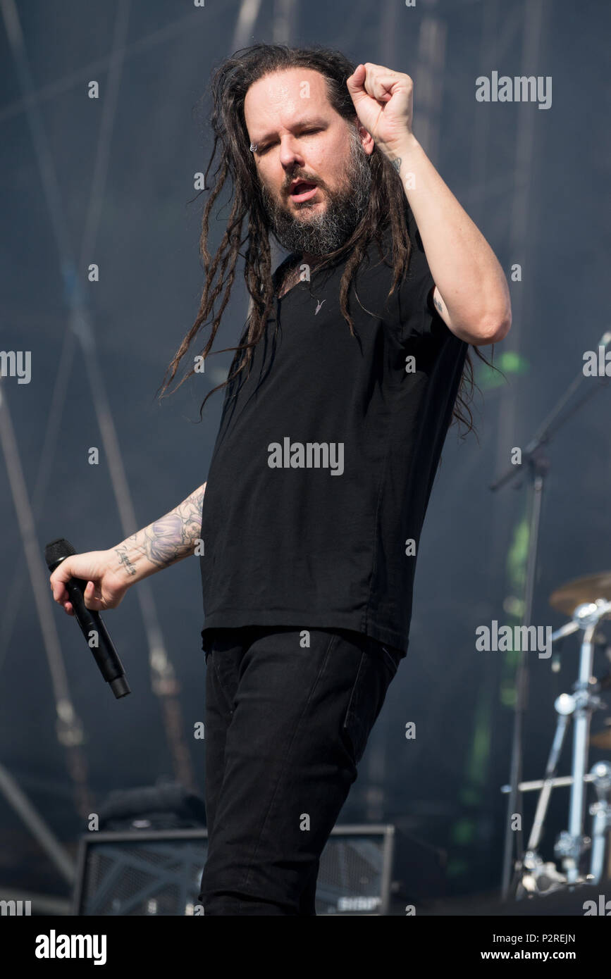 Jonathan davis hi-res stock photography and images - Alamy