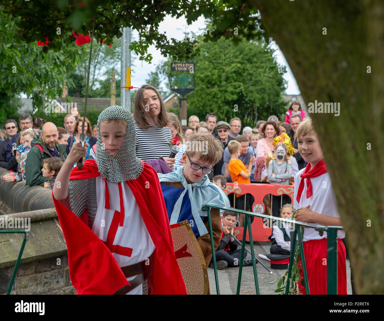 Child planting tree uk hi-res stock photography and images - Alamy