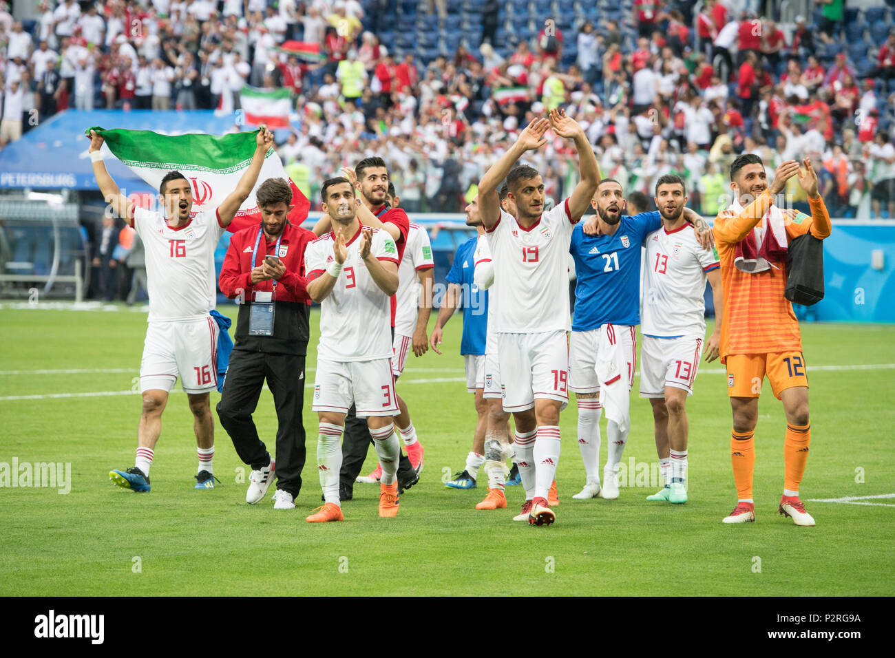 Player iranian national soccer team hi-res stock photography and images ...