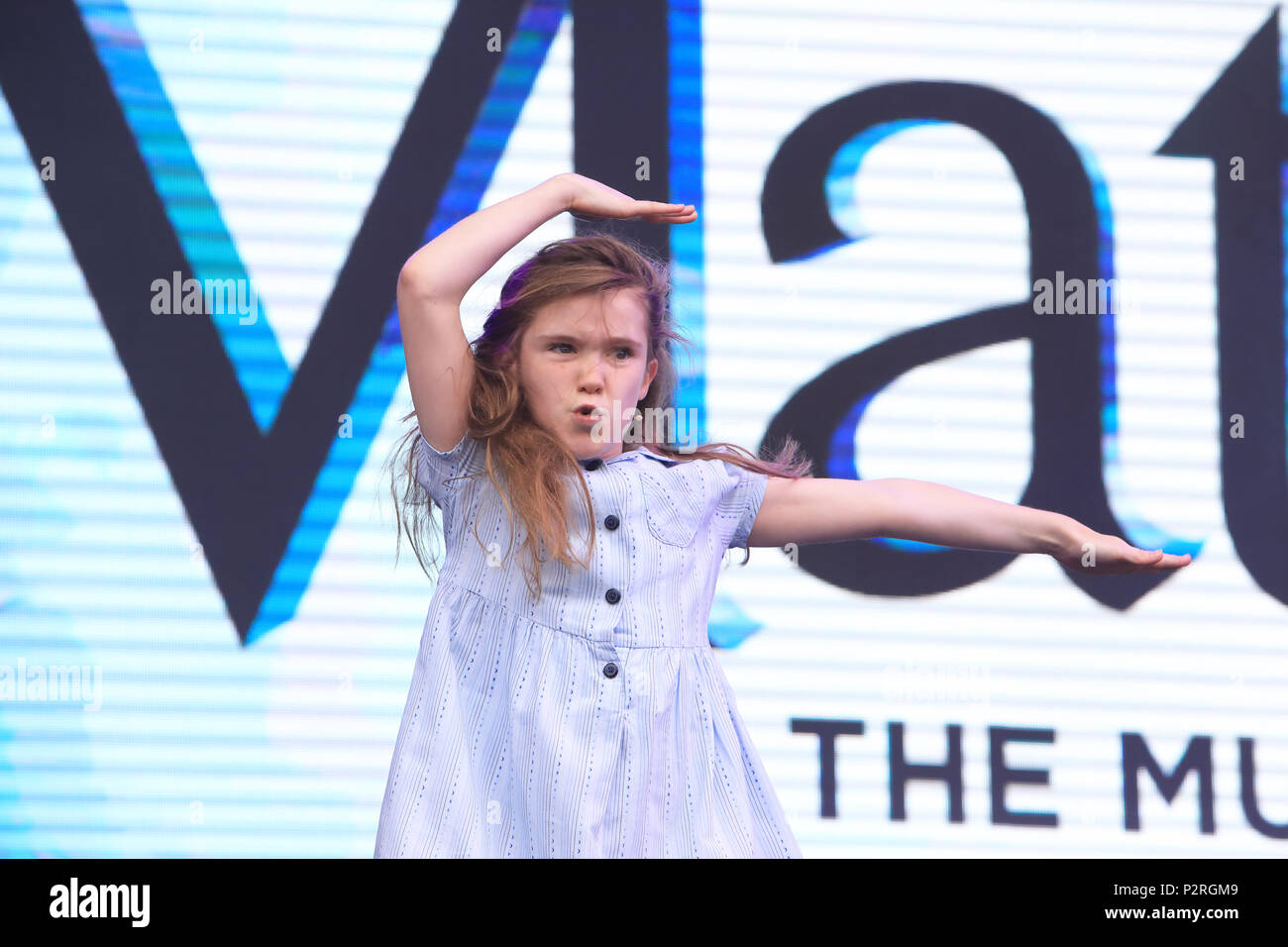 Roald dahl matilda hi-res stock photography and images - Alamy