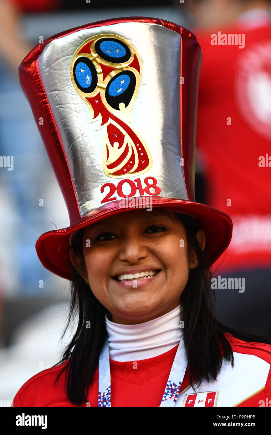 Peruvian fan hi-res stock photography and images - Alamy