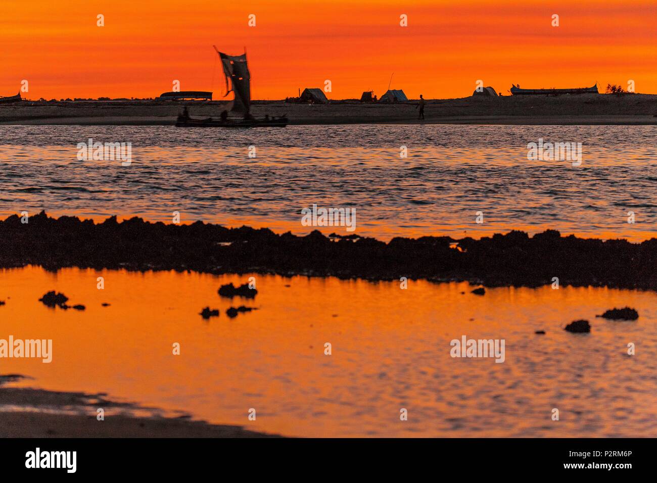 Madagascar, Menabe region, Belo sur Mer, the Mozambique Channel, camp ...