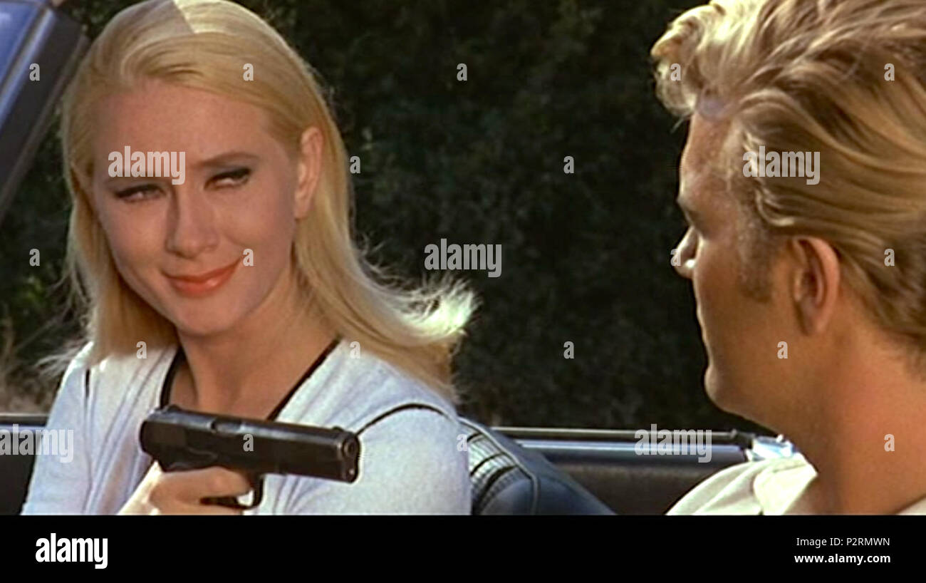 . Italiano: Screenshot di Mary Arden nel film Kriminal, 1966, regia di ...