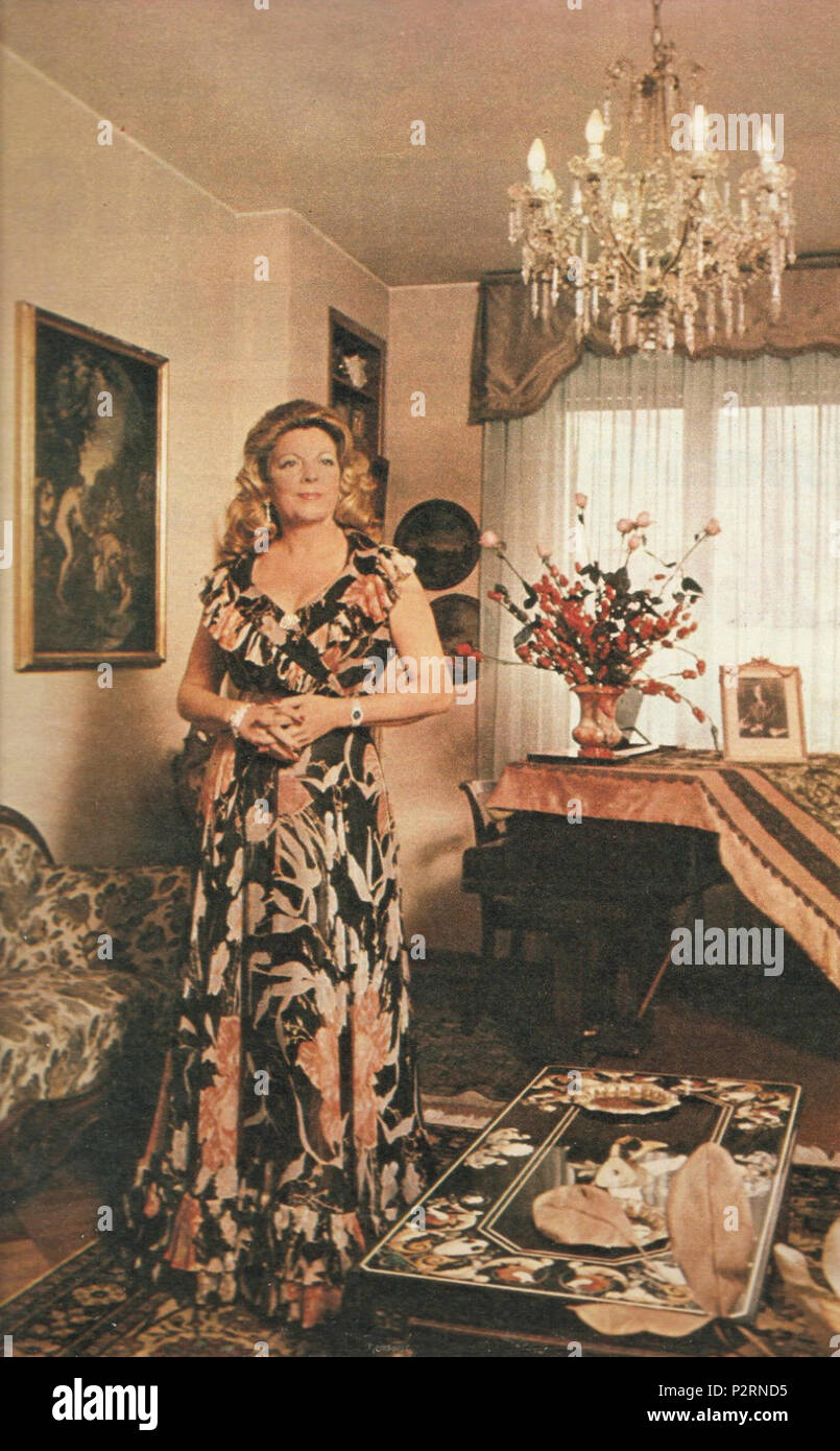 . Italian soprano Marcella Pobbe in her house . 16 January 1974 ...