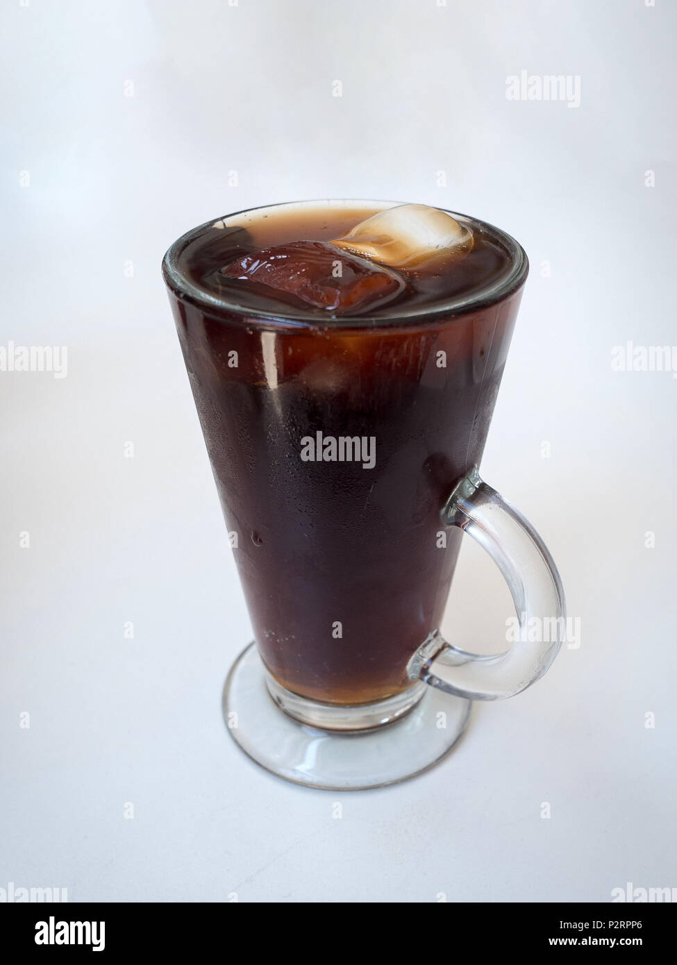cola drink in tall glass Stock Photo - Alamy