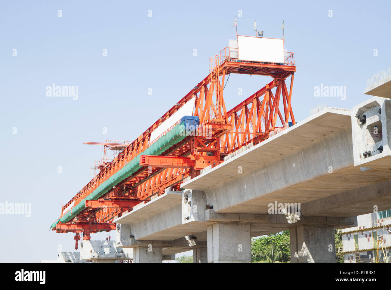 Elevated rail hi-res stock photography and images - Alamy