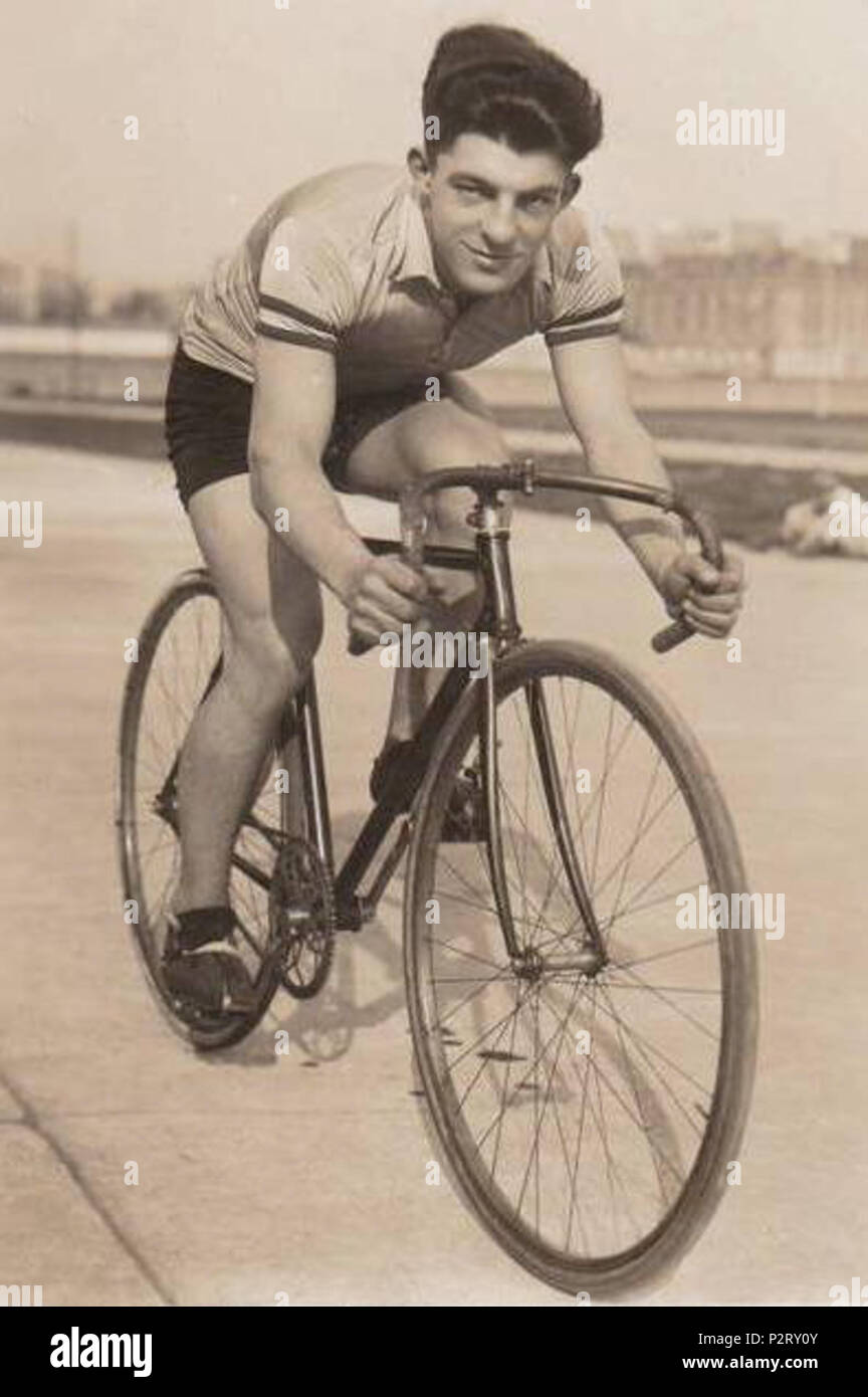 . Català: Avanti Martinetti ciclista italià . 1920s. Unknown 10 Avanti ...