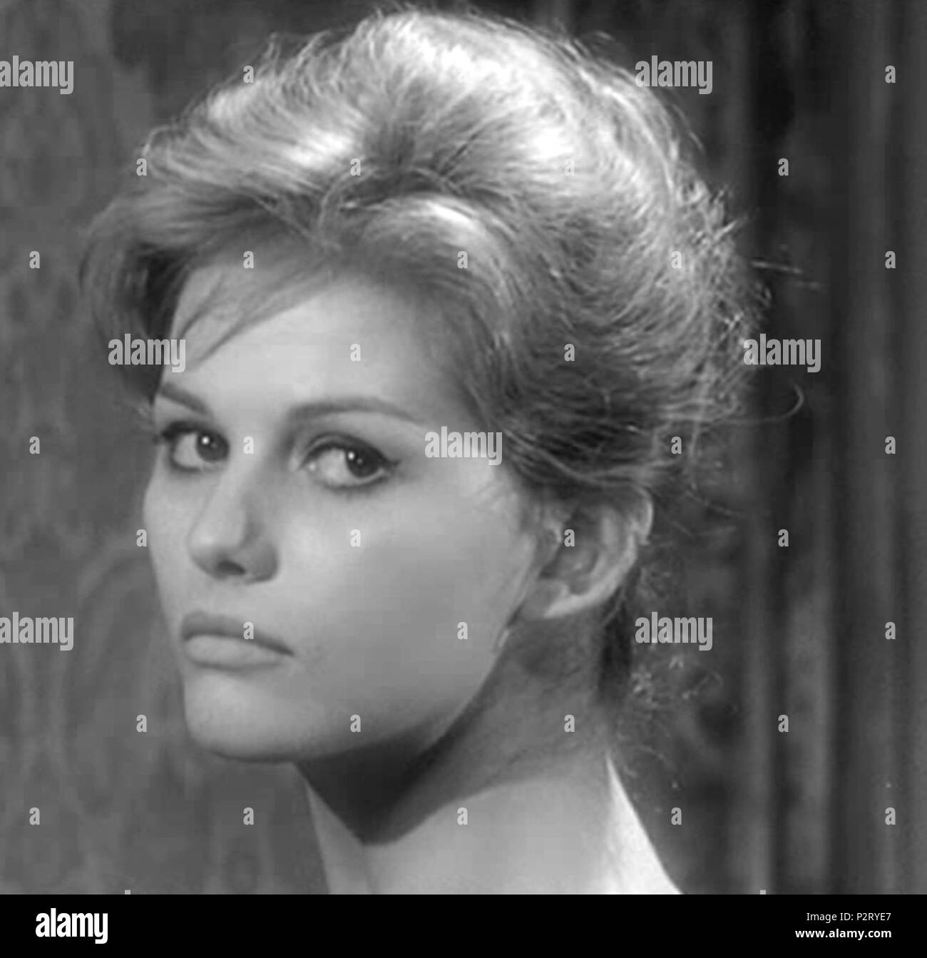 11 Bellantonio-1960-Cardinale crop Stock Photo - Alamy