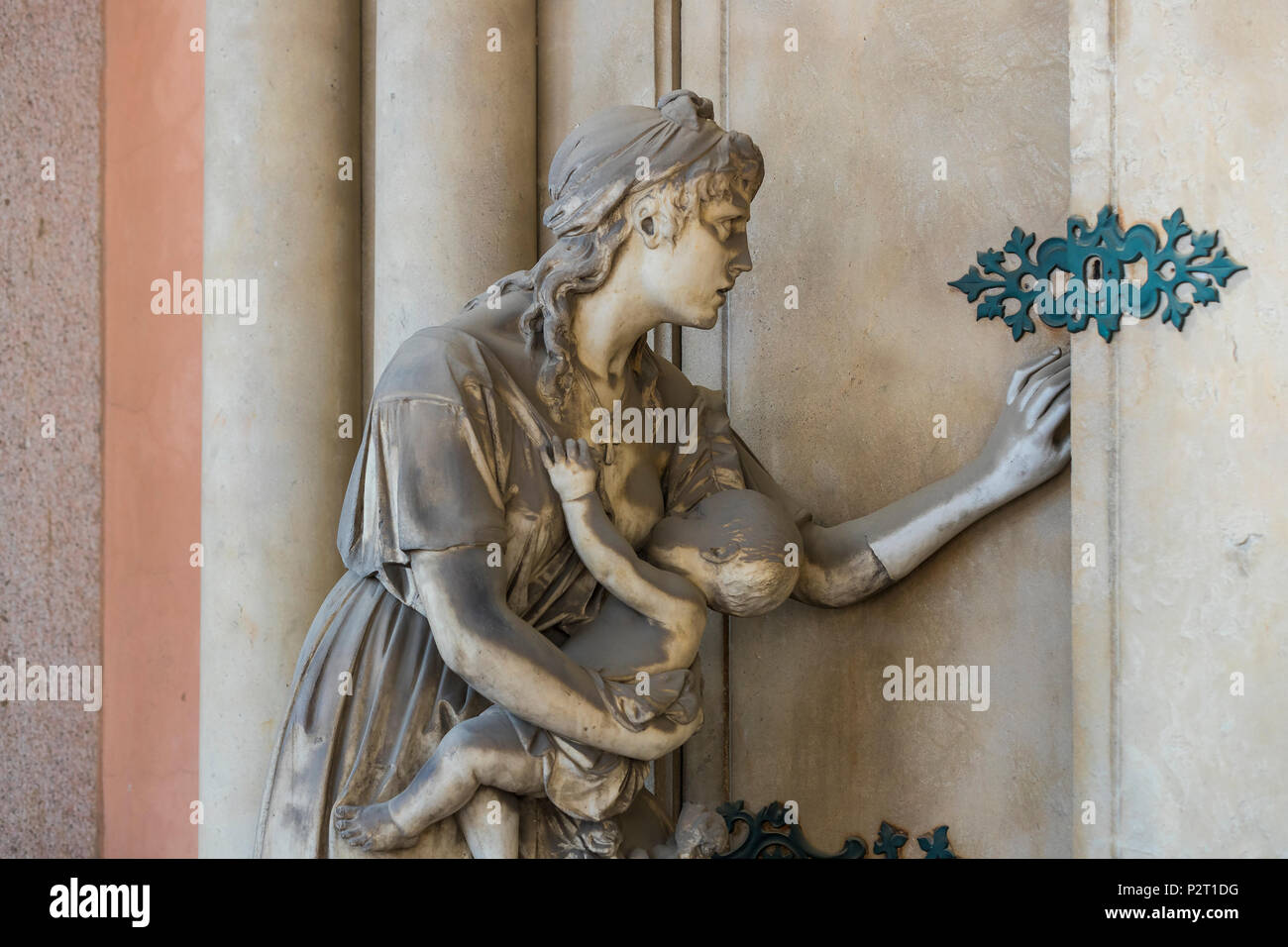 5 JUNE 2018, MILAN, ITALY: Statues of mourning at the graves of the ...