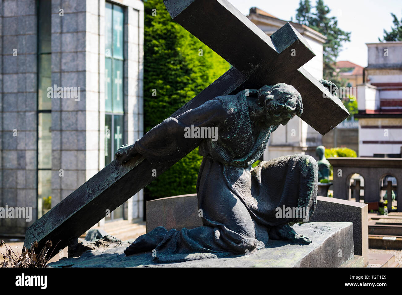 5 JUNE 2018, MILAN, ITALY: Statues of mourning at the graves of the ...