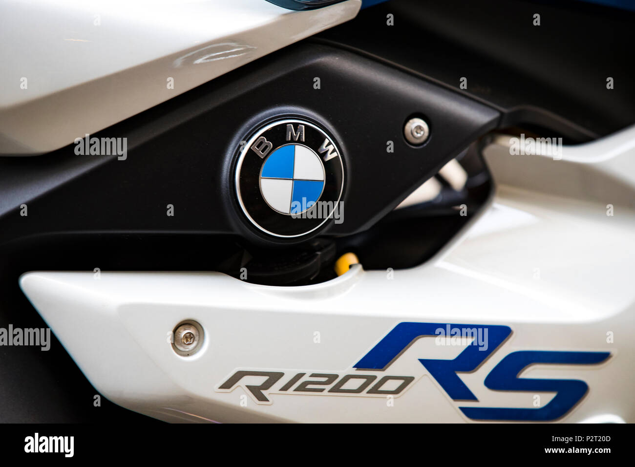 Bmw group sign hi-res stock photography and images - Alamy
