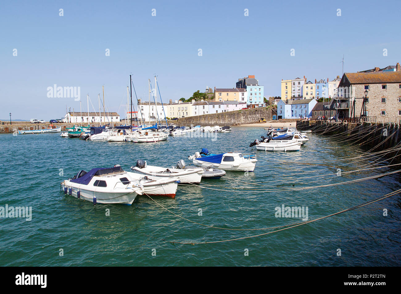 Tenby pier hi-res stock photography and images - Alamy