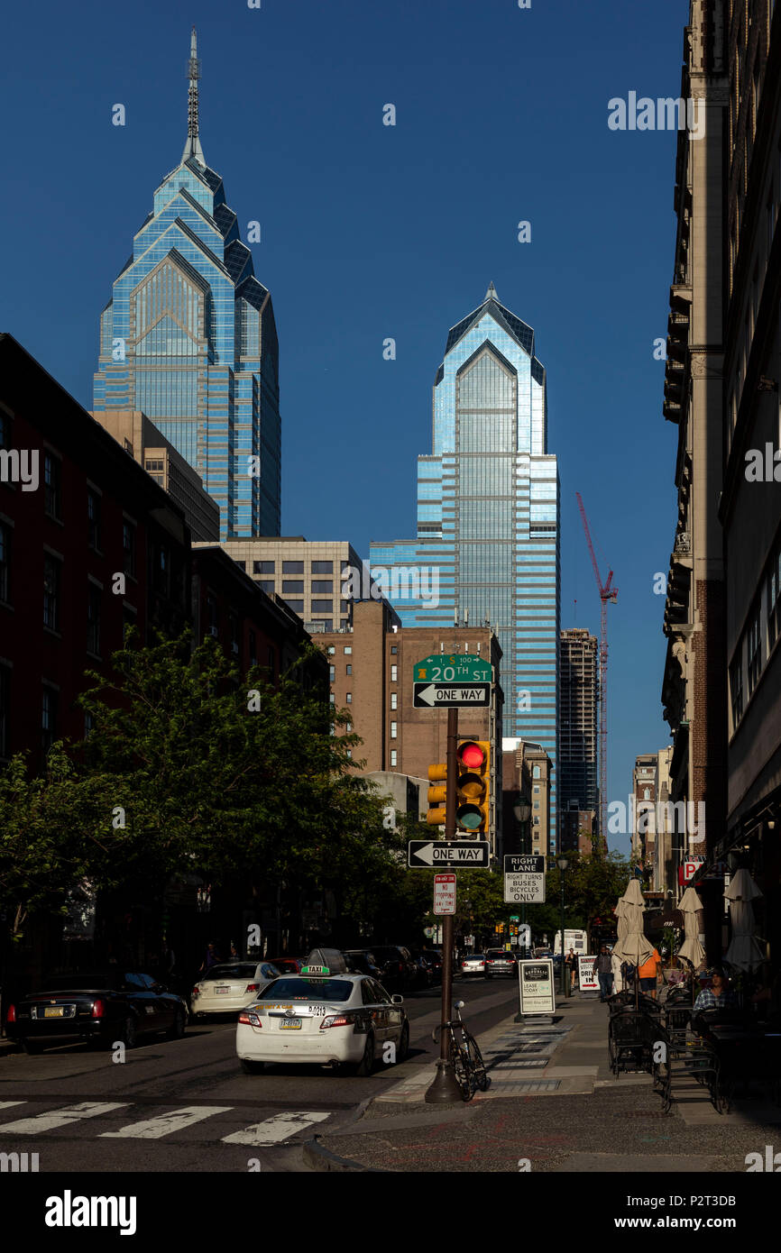 Two liberty hi-res stock photography and images - Alamy