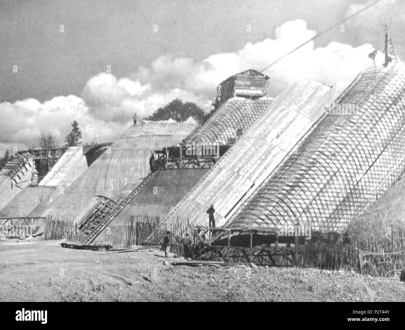 . English: Costruction of Rutte Dam of Rutte Reservoir, Tarvisio, Italy ...