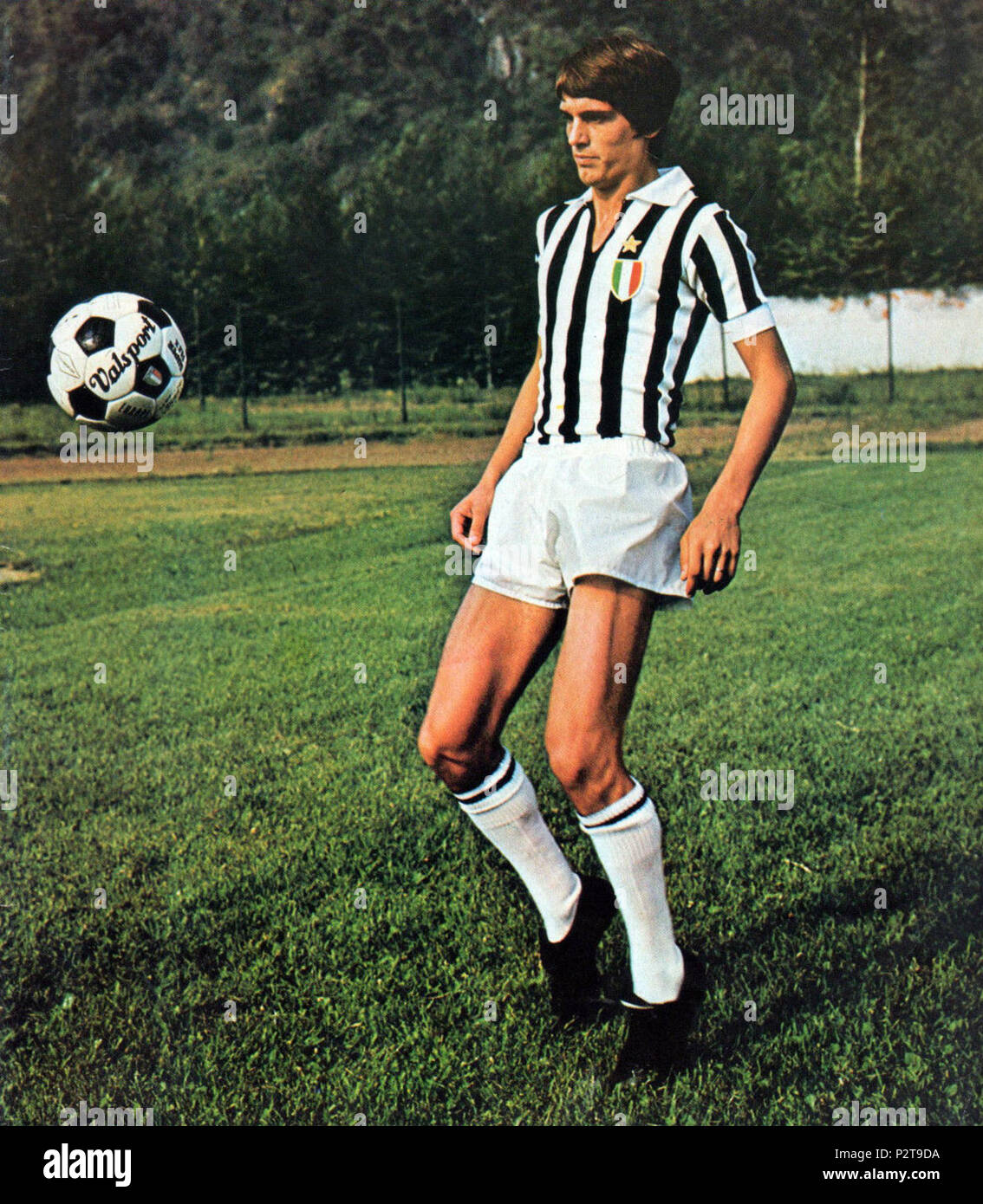 . Italiano: Il calciatore italiano Marco Tardelli in azione alla ...