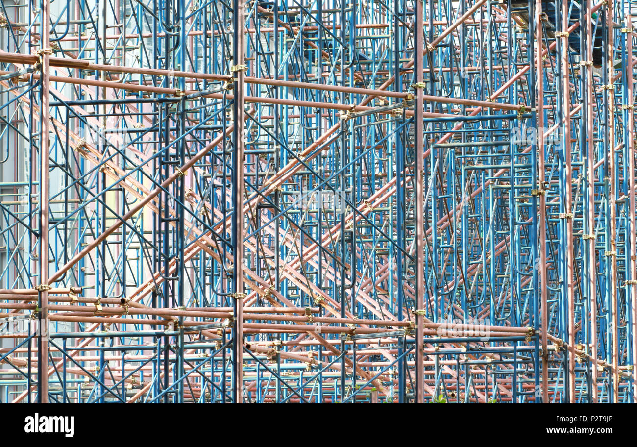 Temporary scaffolding for construction works at building site Stock ...