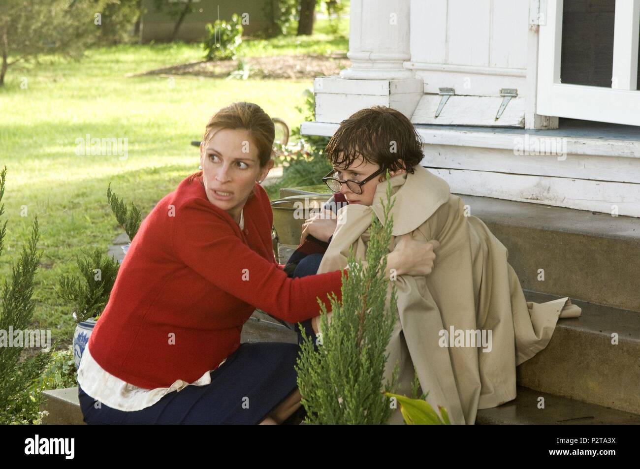 Original Film Title: FIREFLIES IN THE GARDEN. English Title: FIREFLIES ...