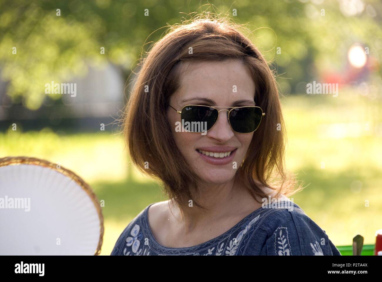 Original Film Title: FIREFLIES IN THE GARDEN. English Title: FIREFLIES ...