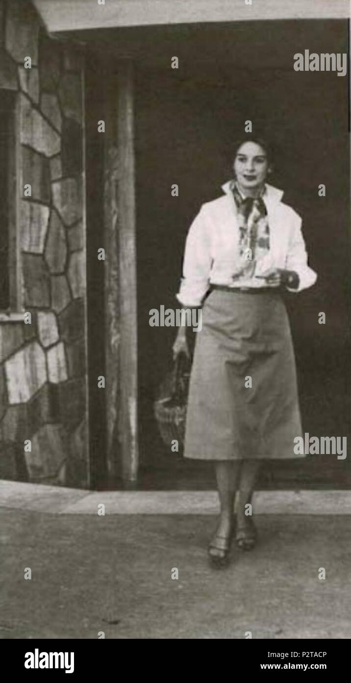 Eleonora rossi drago hi-res stock photography and images - Alamy