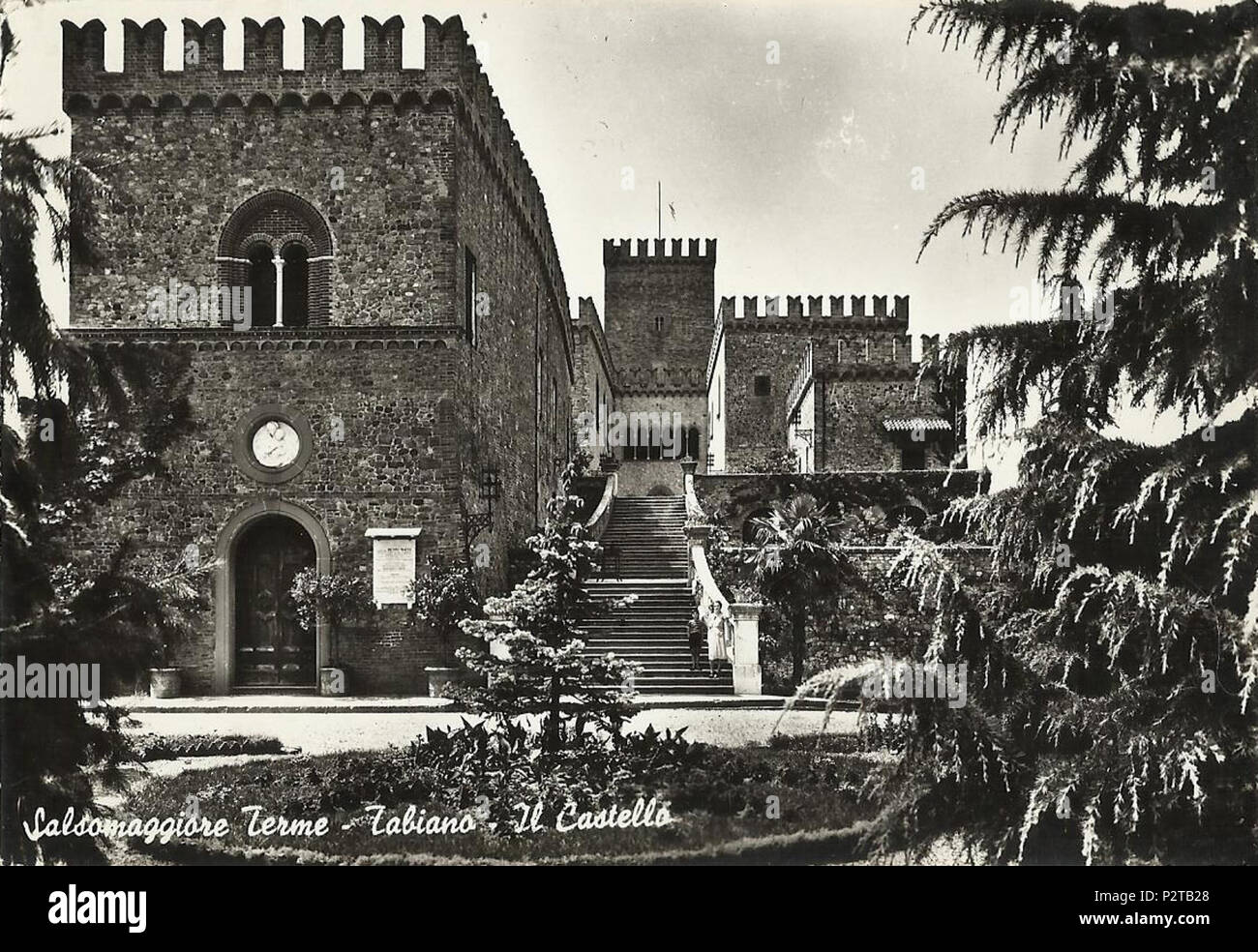 . Italiano: Castello di Tabiano scalone . circa 1950. Unknown 17 ...