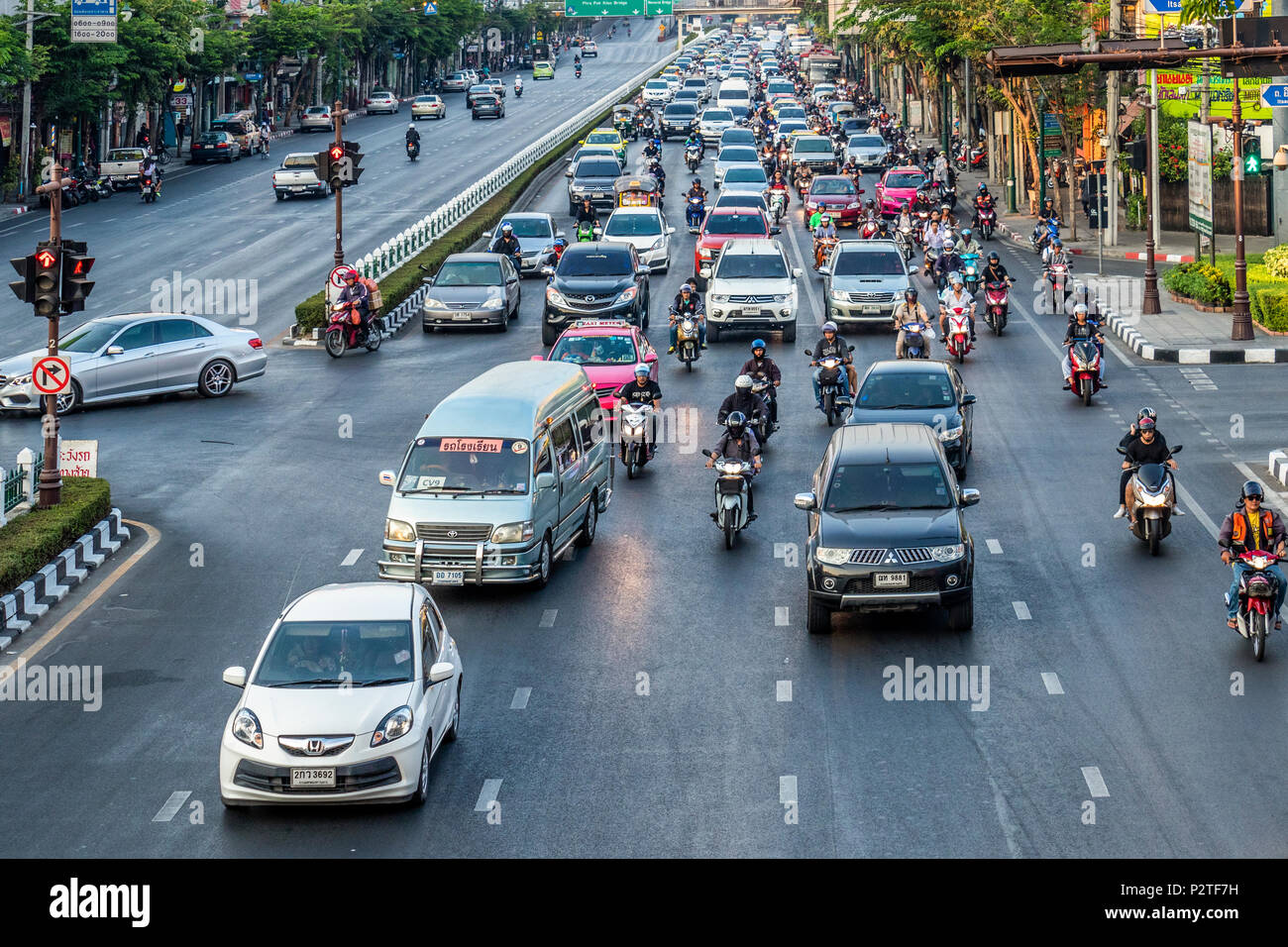 Traffic congestion Bangkok Thailand Stock Photo - Alamy